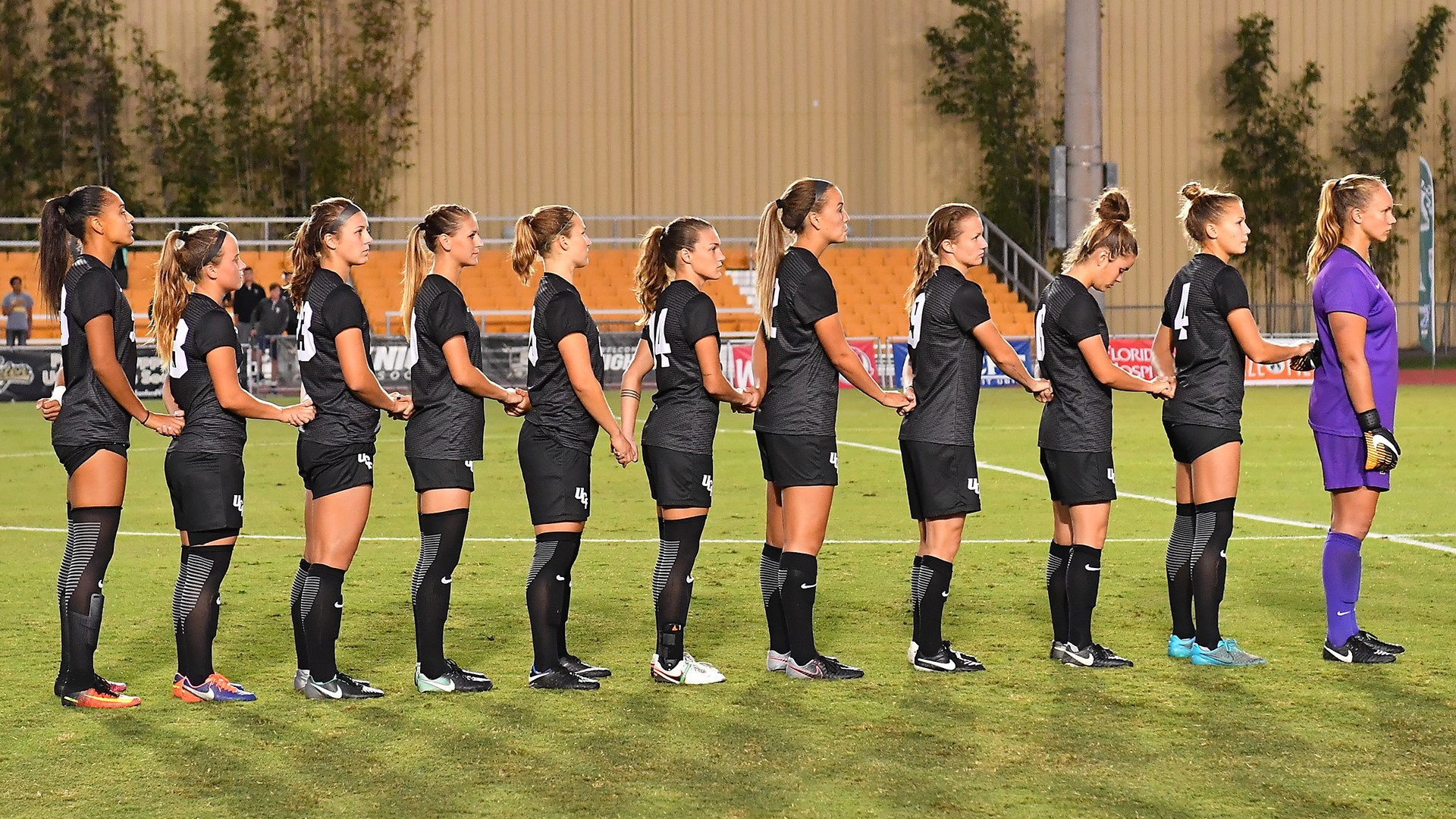 Carrie Lawrence - Women's Soccer 2017-18 - UCF Athletics - Official ...