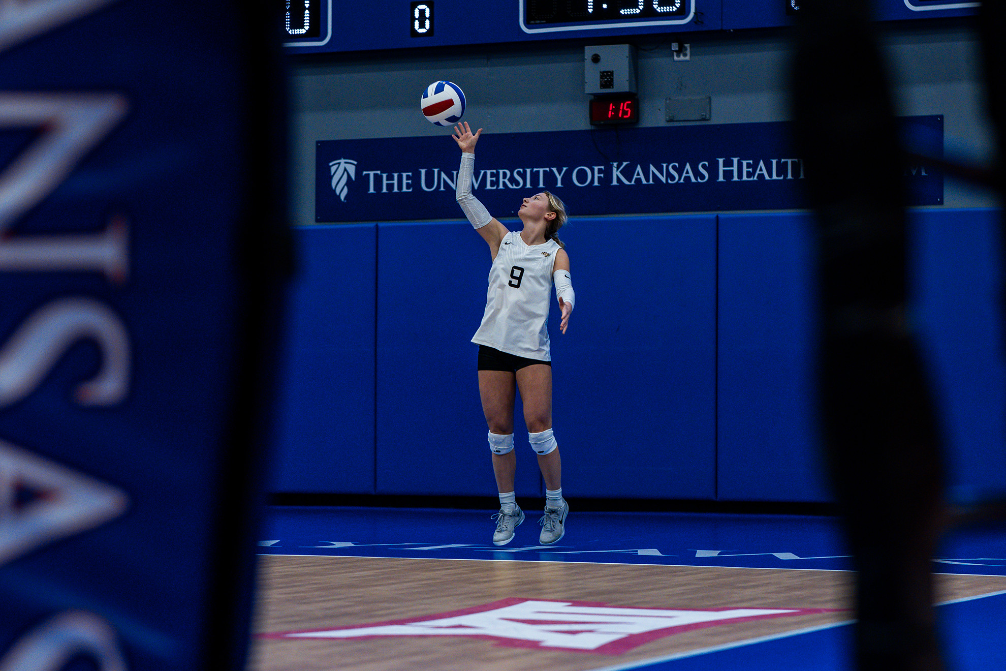 Volleyball Drops Regular-Season Finale 3-1 at No. 16 Kansas - UCF ...