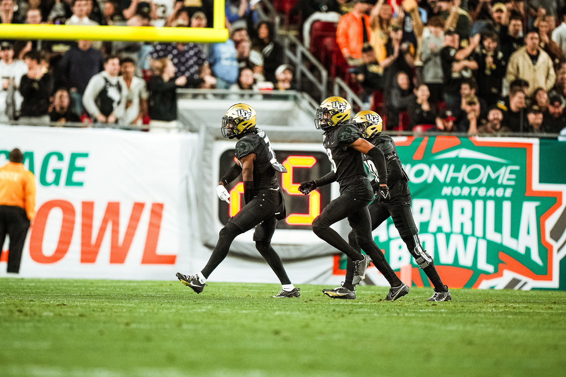 Photo Gallery: 2023 Gasparilla Bowl vs. Georgia Tech - UCF Athletics ...