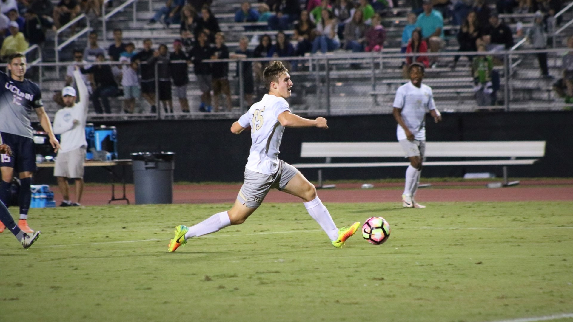 Upending UConn - UCF Athletics - Official Athletics Website