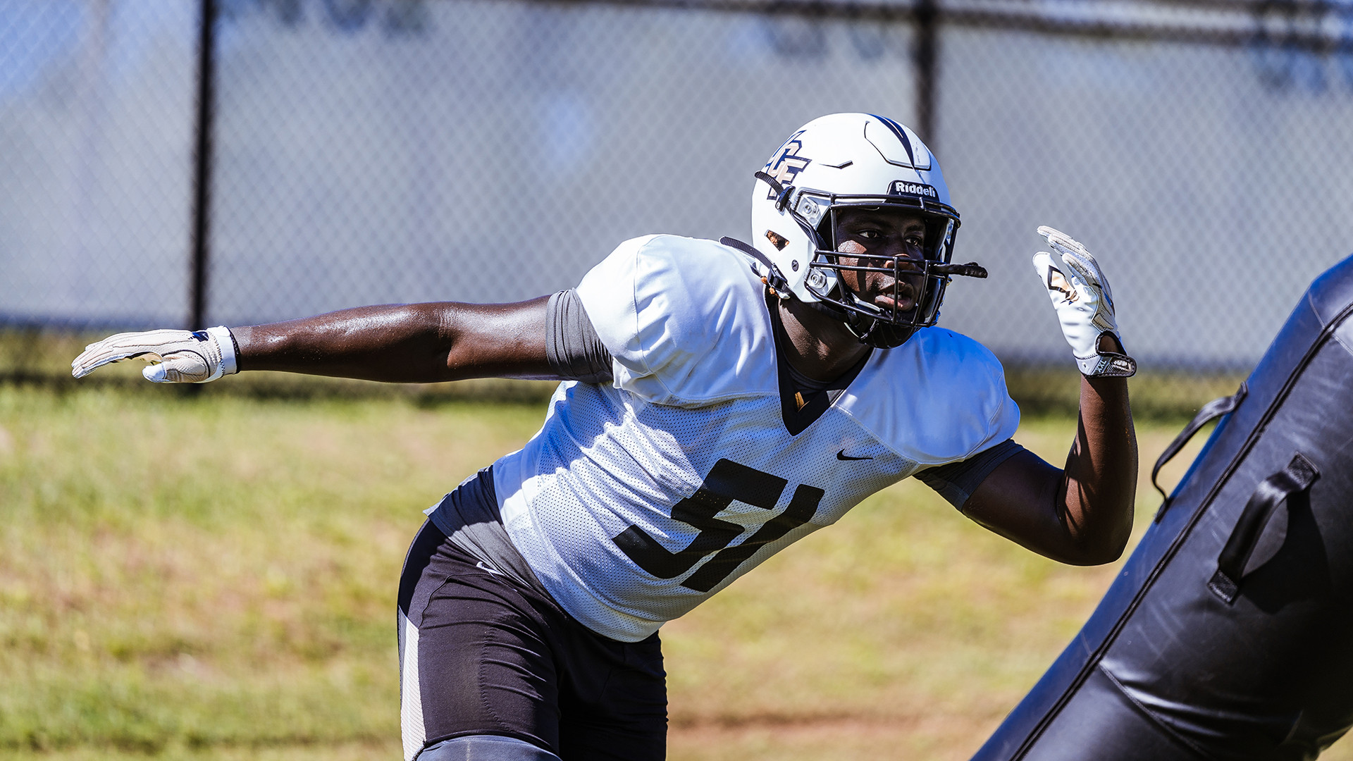 Malachi Lawrence - Football 2021 - UCF Athletics - Official Athletics ...