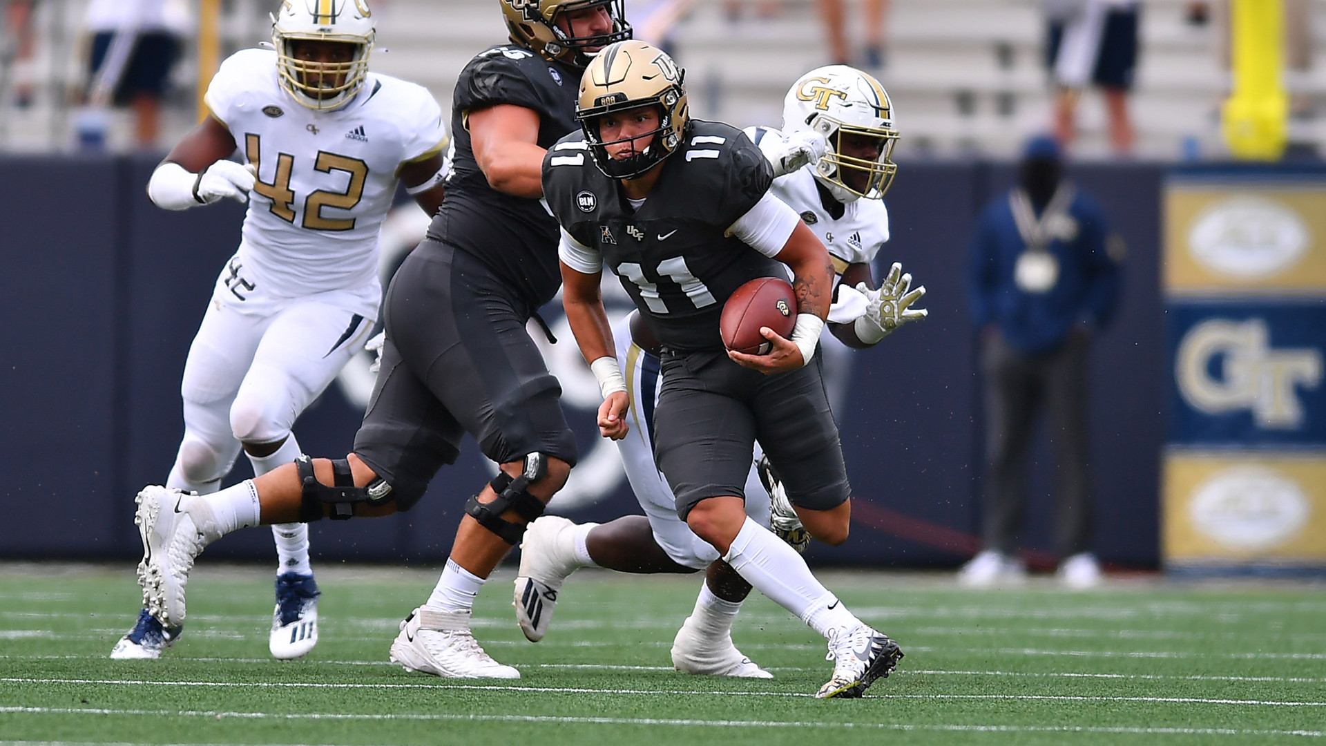Dillon Gabriel Named Walter Camp National Player of the Week - UCF ...