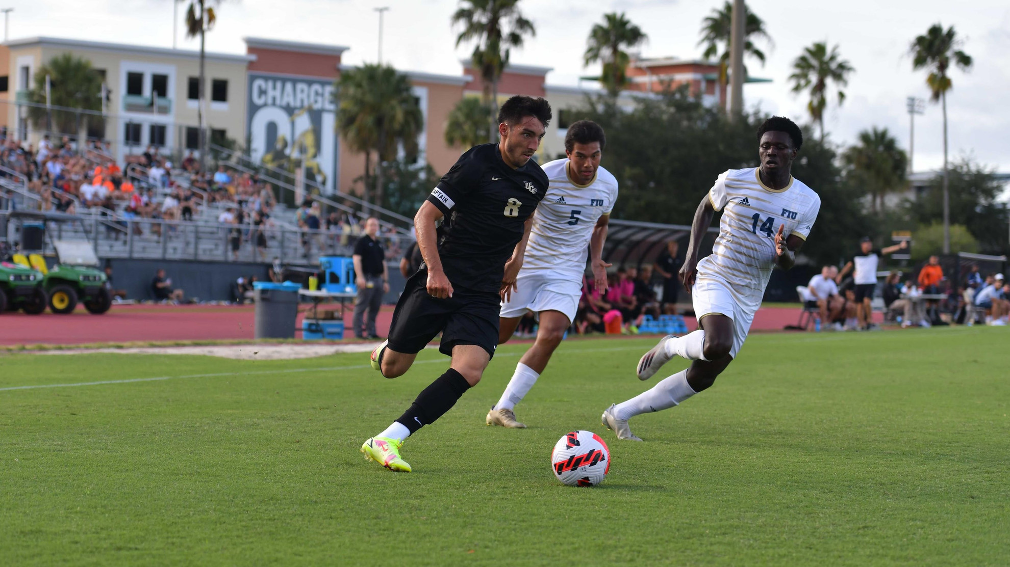 Mauricio Villalobos Vega - Men's Soccer 2021 - UCF Athletics - Official ...
