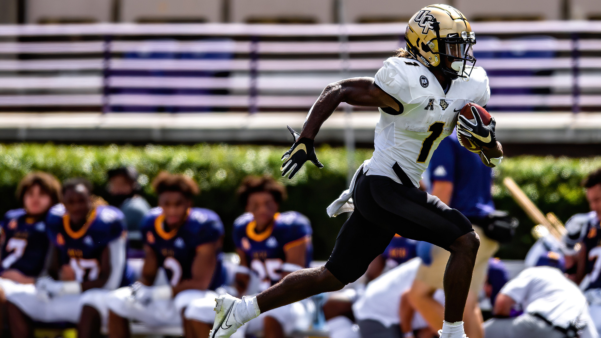 Jaylon Robinson Up For Earl Campbell Tyler Rose Award - UCF Athletics ...