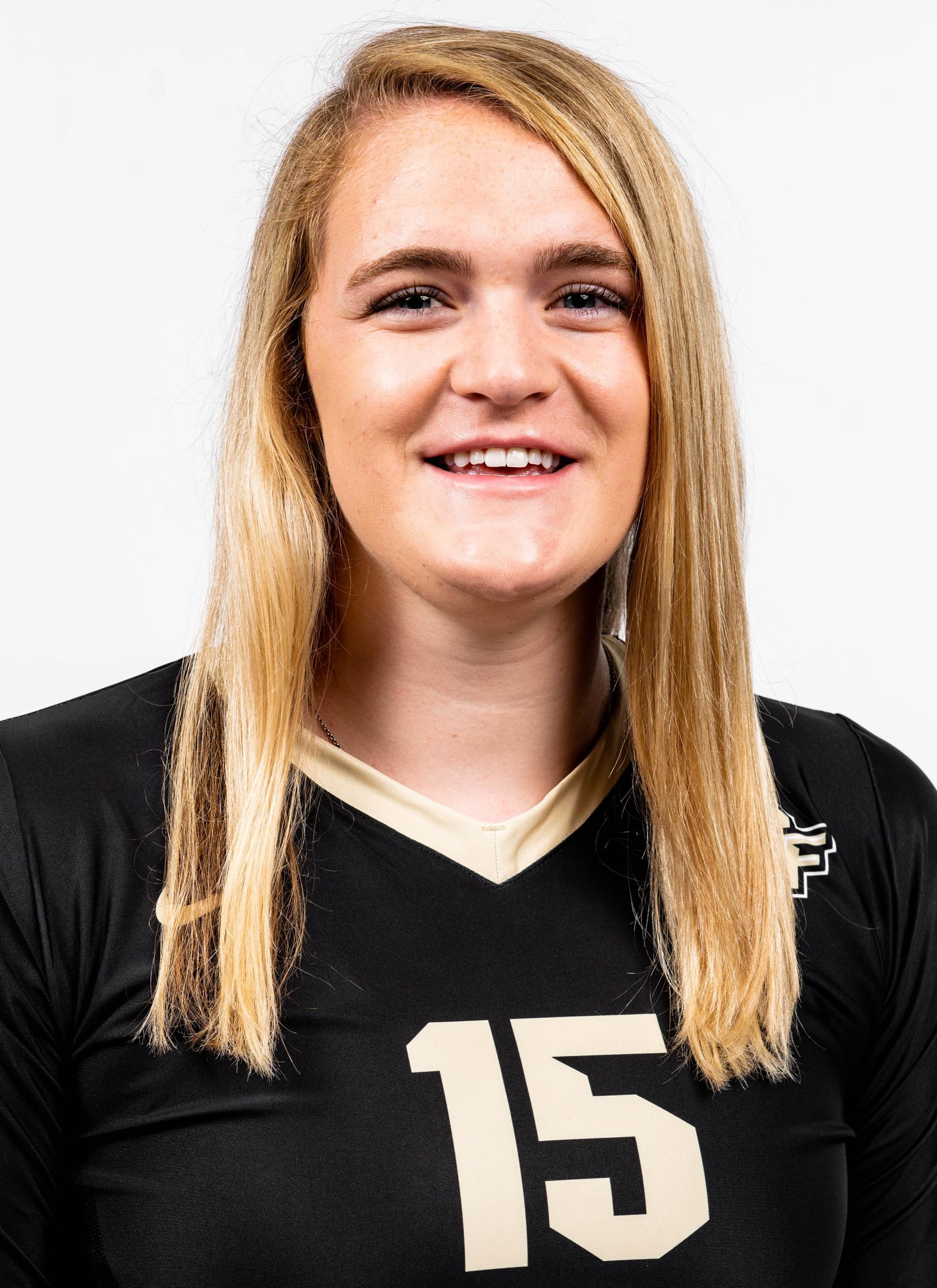 Claudia Dillon - Volleyball 2022 - UCF Athletics - Official Athletics Website