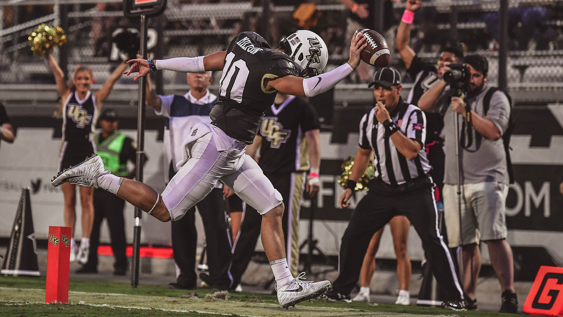 Record Knight - UCF Athletics - Official Athletics Website