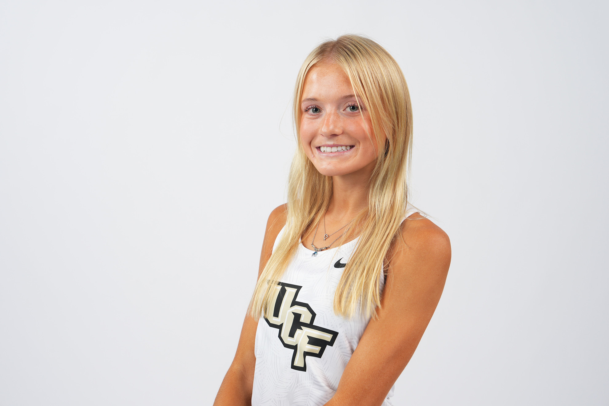 Izzy Richardson - Cross Country 2023 - UCF Athletics - Official ...