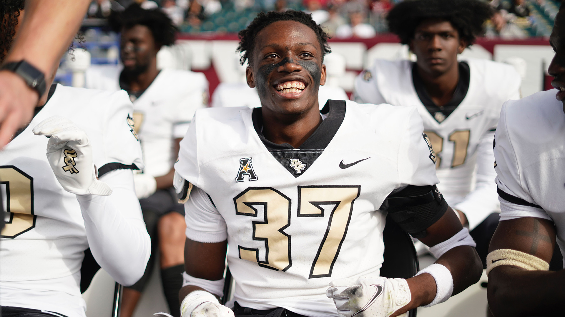 Quadric Bullard - Football 2022 - UCF Athletics - Official Athletics ...