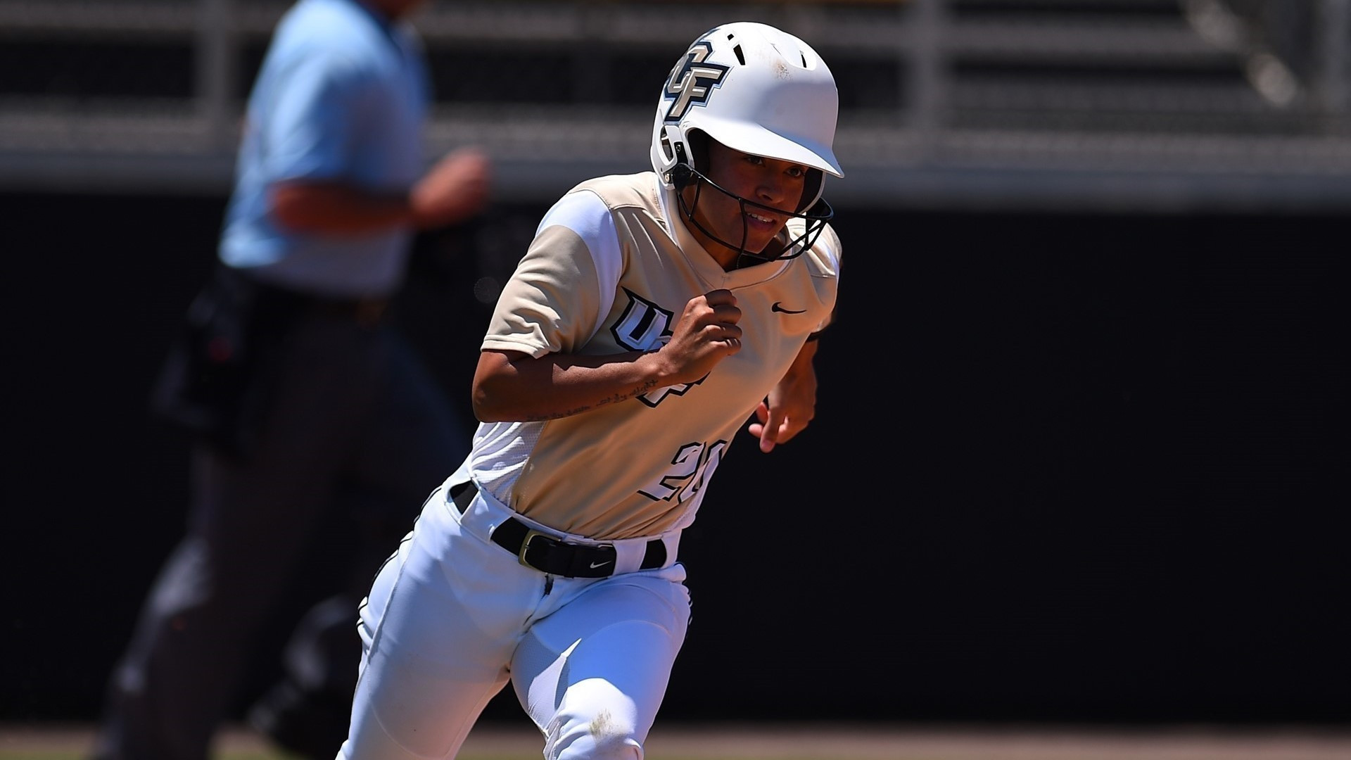 Flustering FAU - UCF Athletics - Official Athletics Website